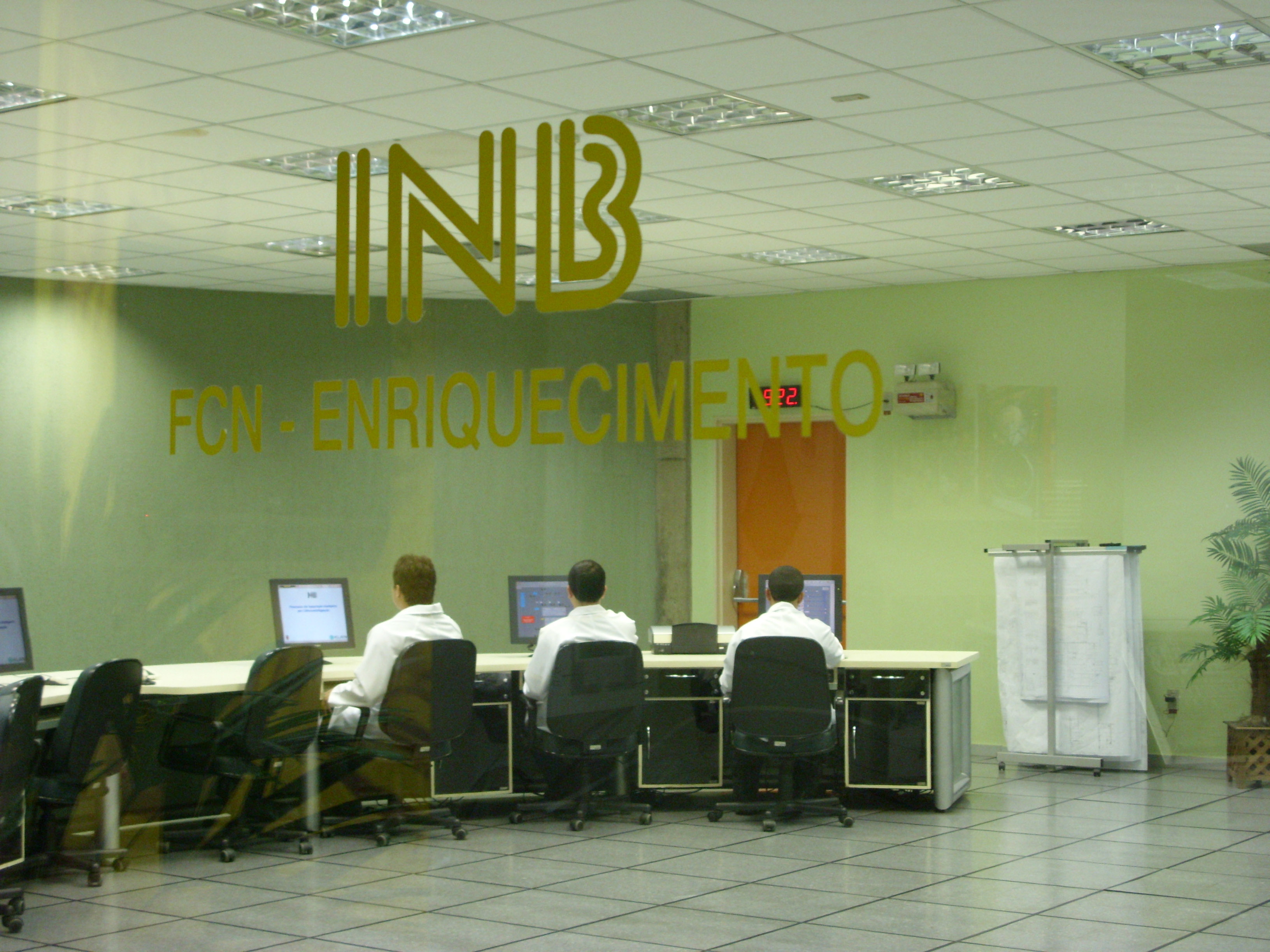 INB aumenta em 20% a produção de urânio enriquecido no Brasil - A Voz ...