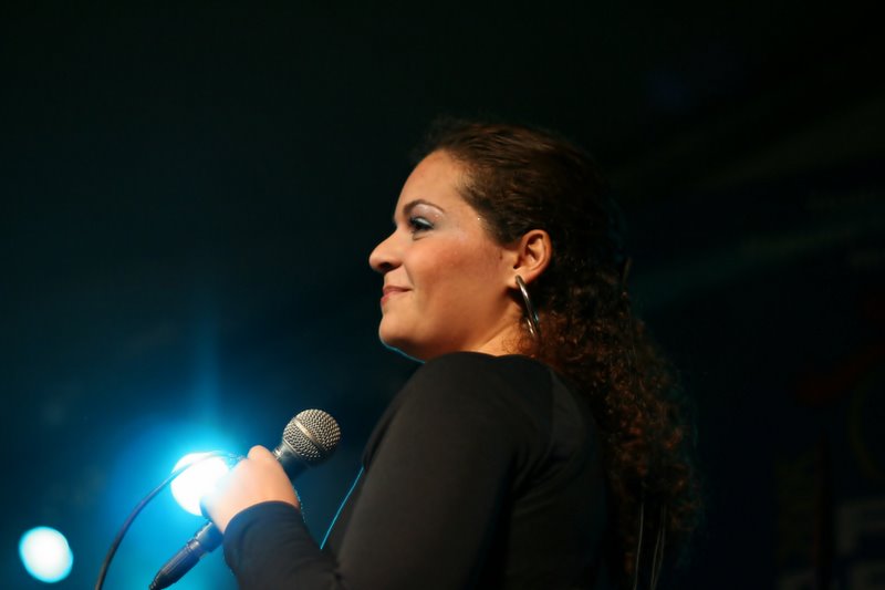 Cantora Barbra Zinger é a atração do final de semana em Penedo - A Voz ...