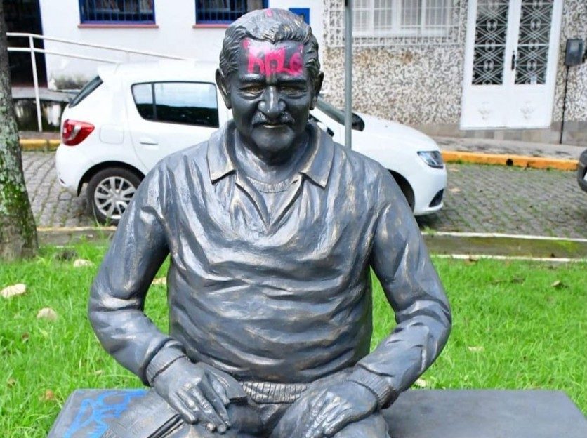Vândalos picham monumentos históricos em Resende - A Voz da Cidade