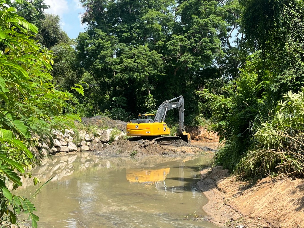 Pinheiral inicia o Programa “Limpa Rio” com apoio da secretaria ...