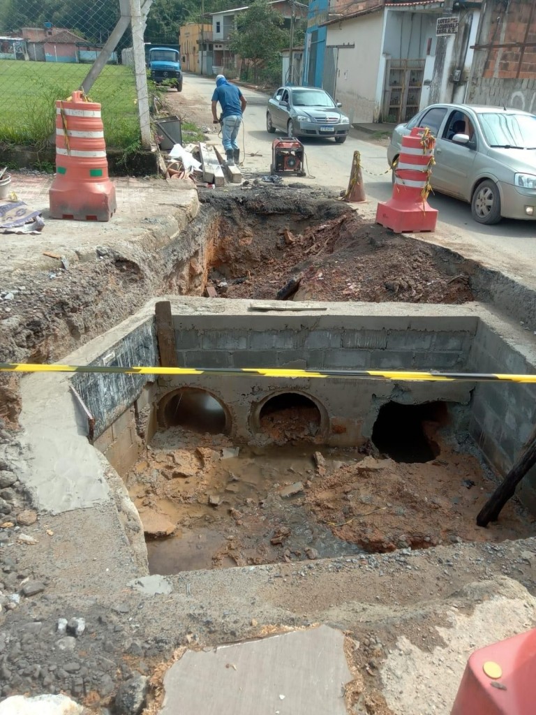 Obras de drenagem no Vale Verde entram na reta final - A Voz da Cidade